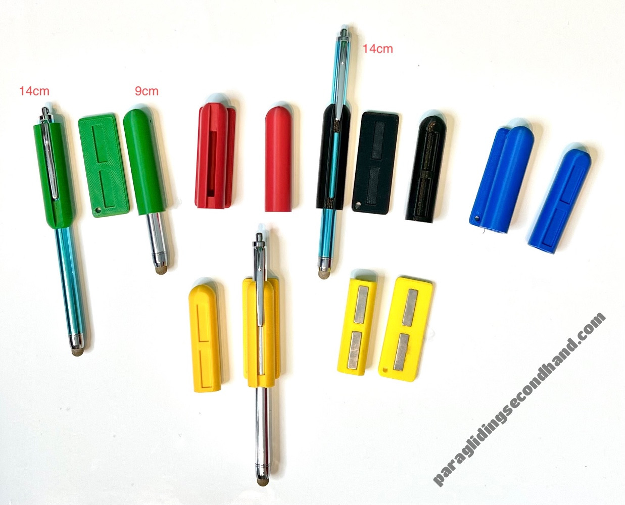 Magnetic Pen-Holder for the Cockpit